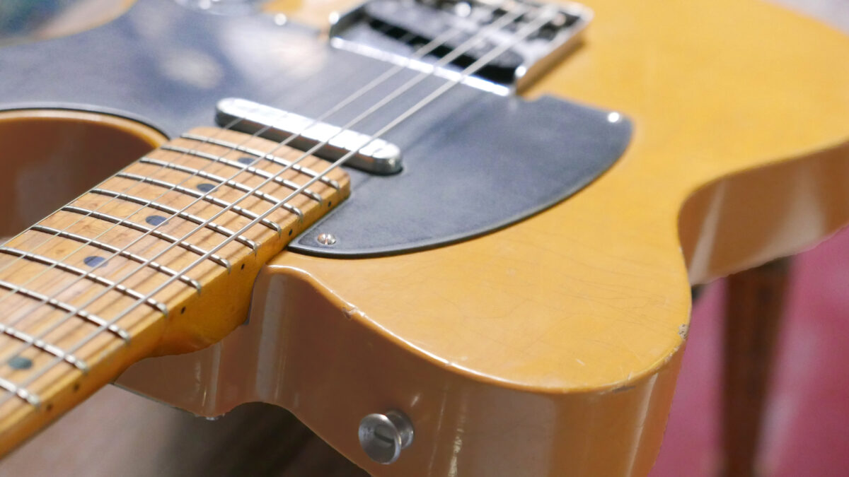 52 Broadcaster Tribute - Vintage American Guitar